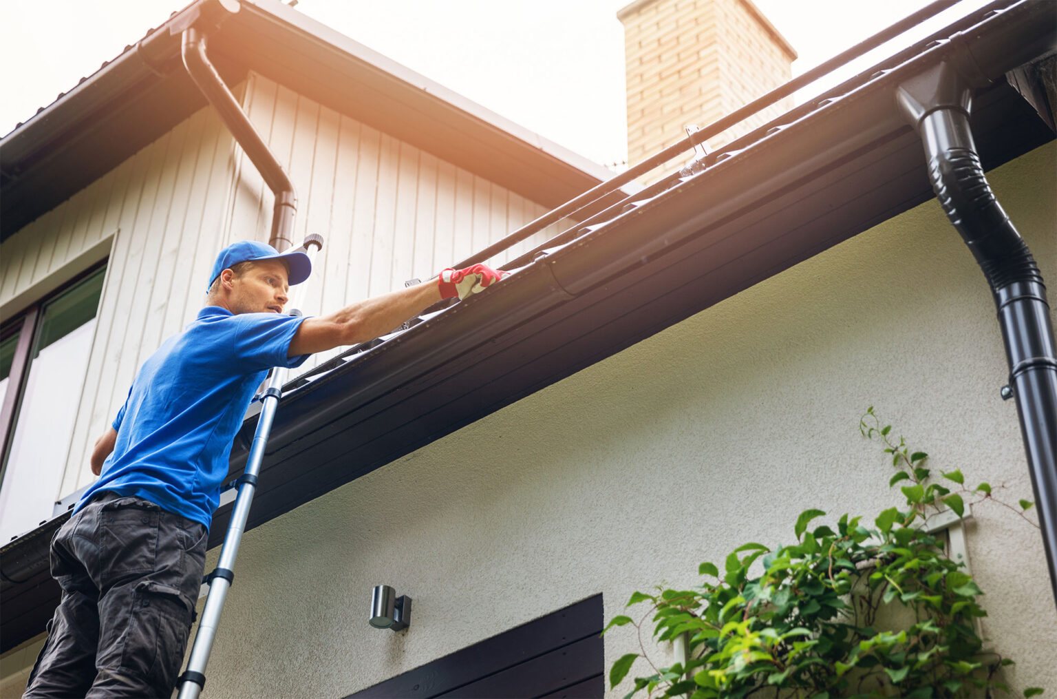 Eavestrough Cleaning - Canadian Exterior Maintenance Company Burlington